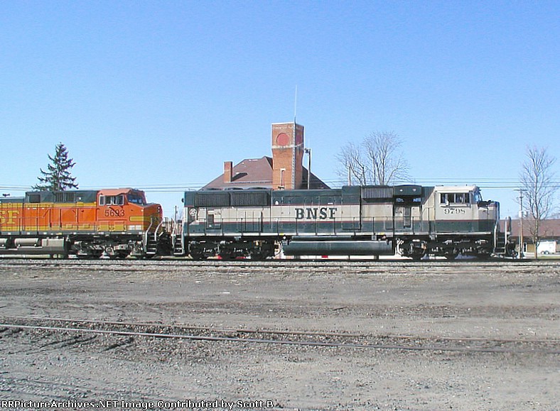 BNSF 9798